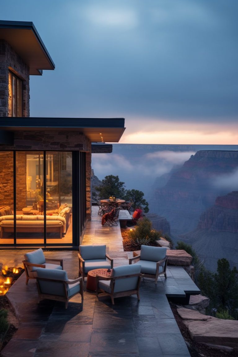 Modern Houses with a View of the Grand Canyon