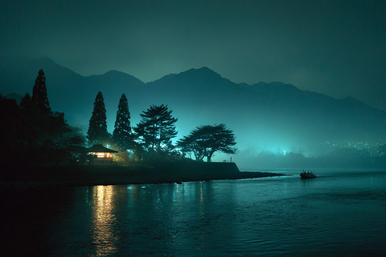 Small Japanese-Style River Houses